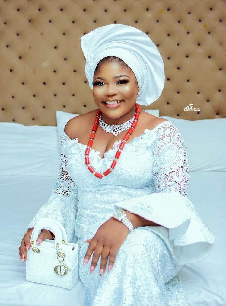 White Lace Wrapper and Blouse, African Engagement Party Outfit, African ...