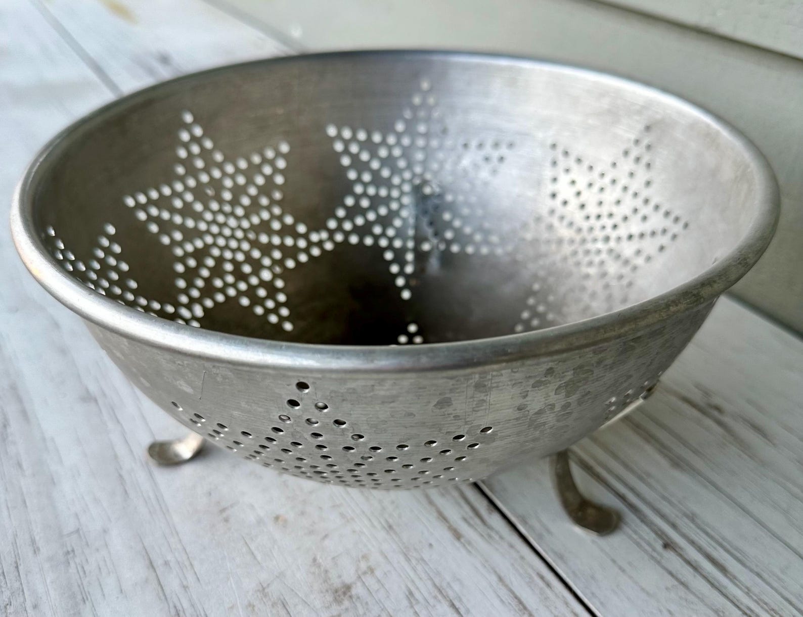 Vintage 1950s Aluminum Star Colander – Farmhouse Kitchen Decor - Etsy