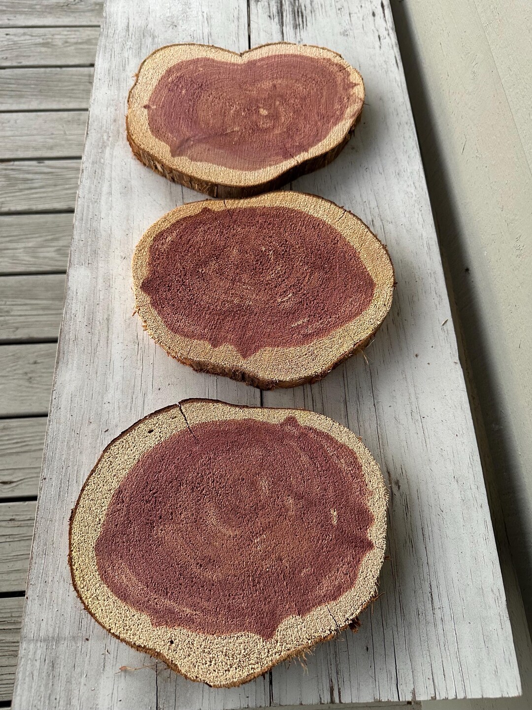 Red Cedar Slabs - Live Edge Red Cedar Wood - Red Cedar Slices - Tree ...
