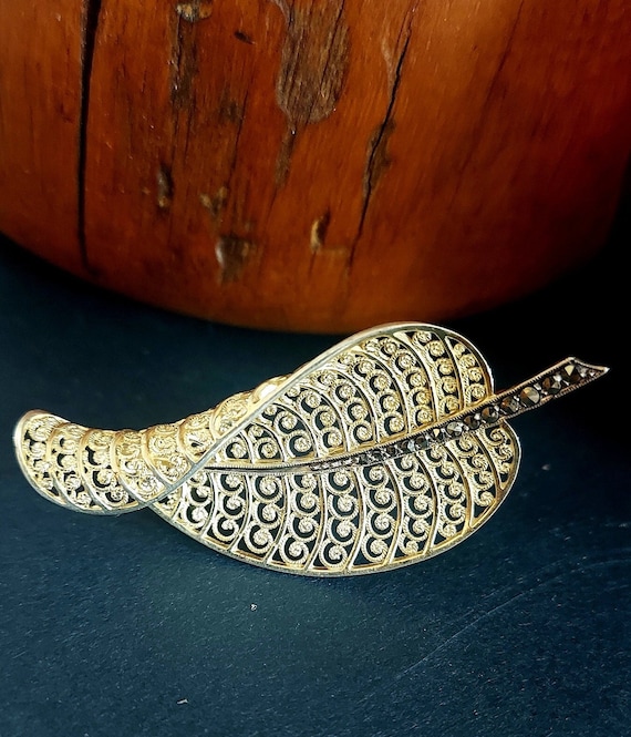 vintage alice caviness leaf - Gem