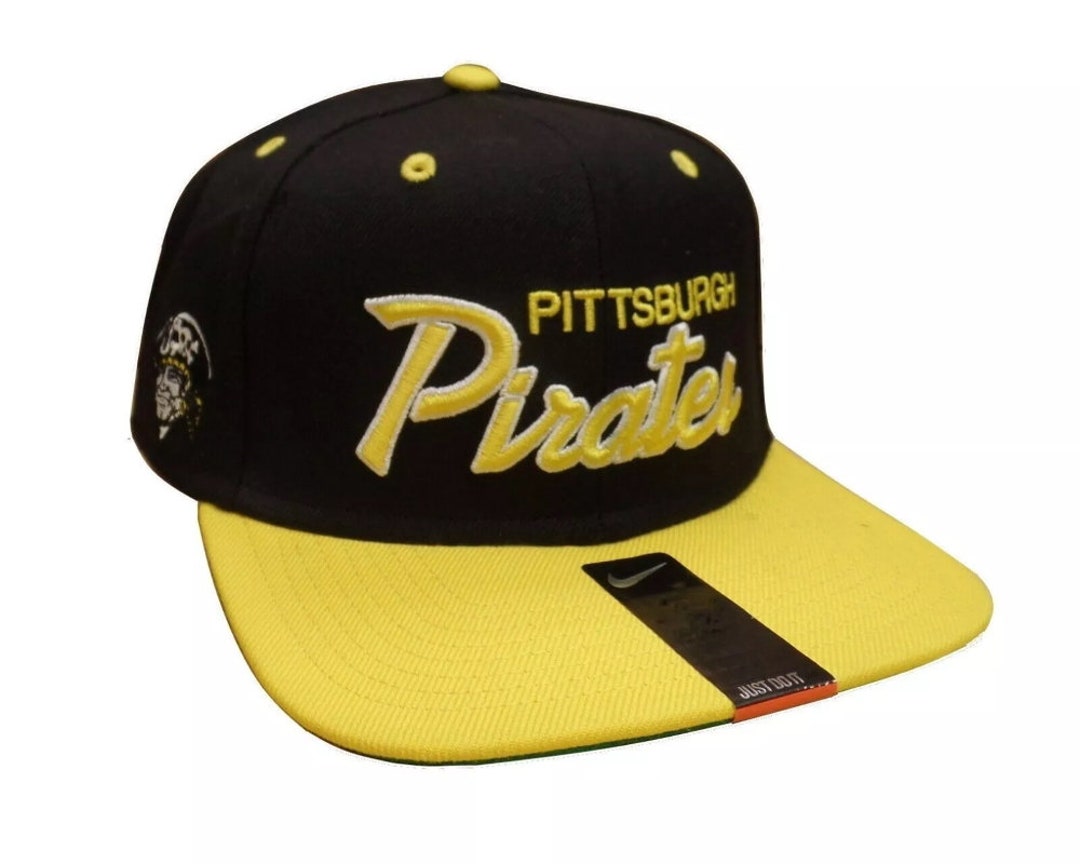 Nike Vintage Two Tone Script Pittsburgh Pirates 1990s Adjustable ...
