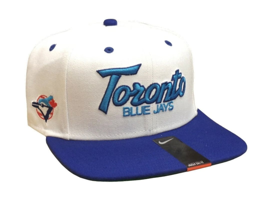 Nike Vintage Two Tone Script Toronto Blue Jays 1990s Adjustable ...