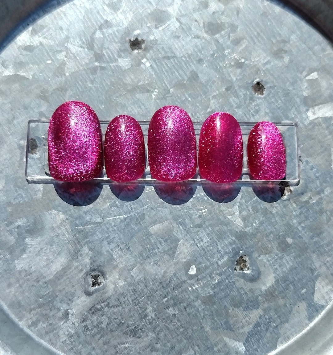 Raspberry Cateye Nails |made to Order Press Ons| Set of 10 Press Ons ...