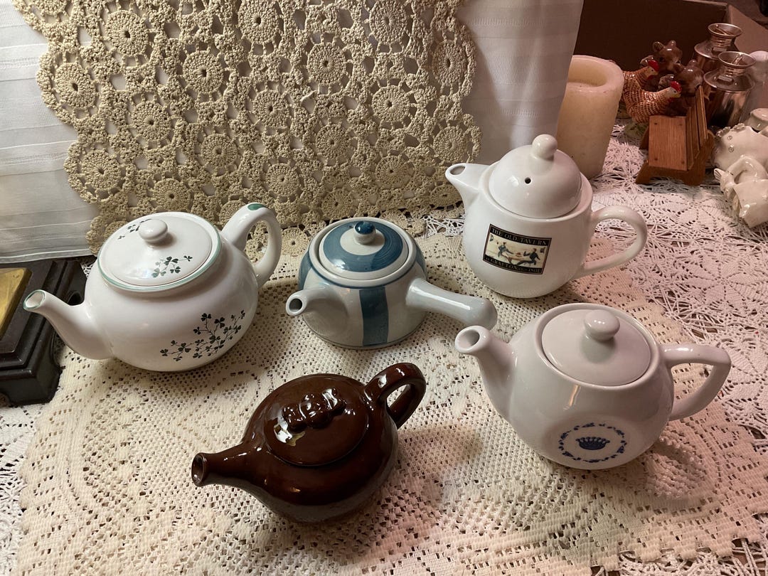 Cute Teapots, Your Choice of 5 - Etsy