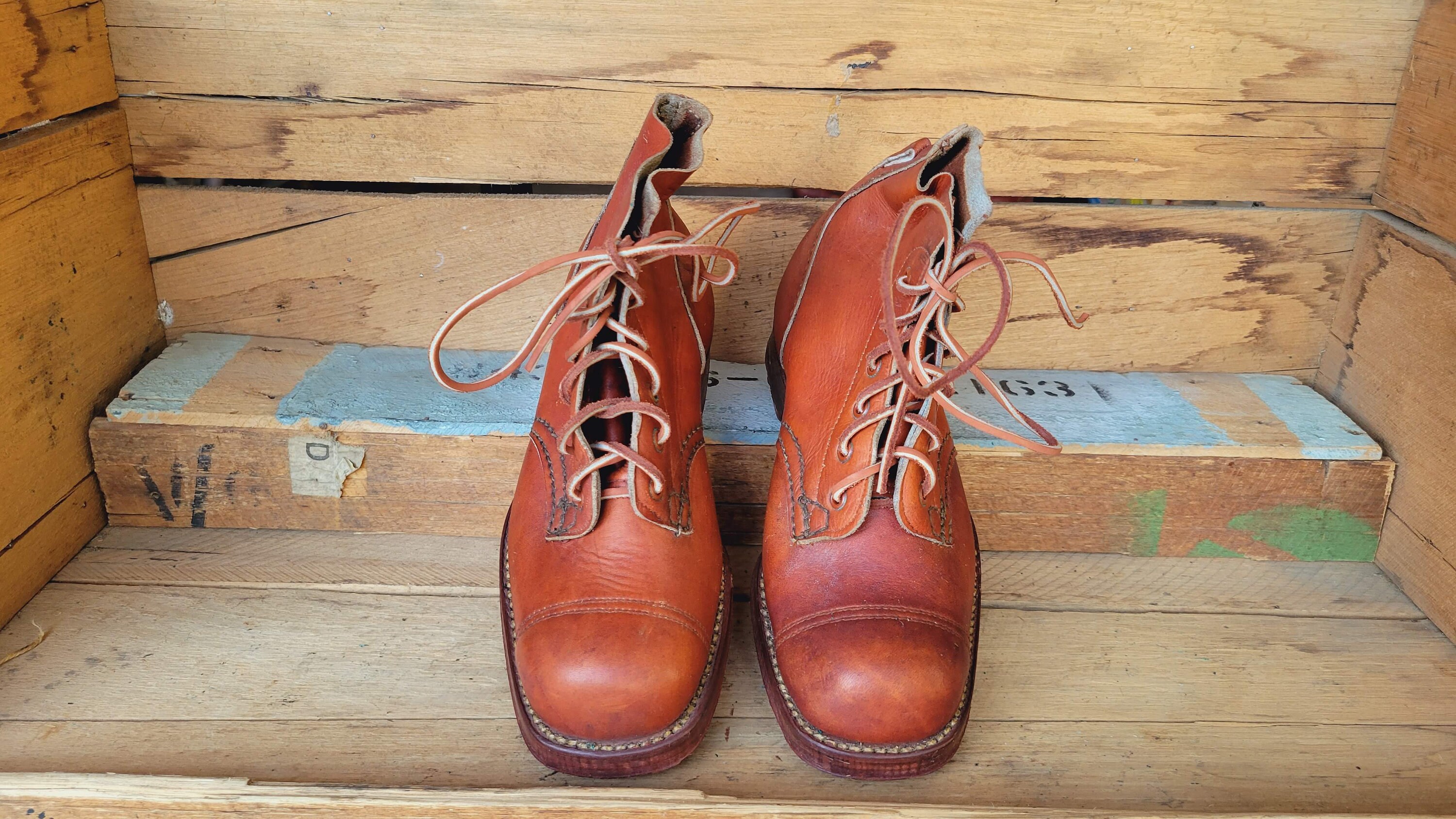 Vintage Australian Men's US Size 7.5 1940's Leather Lace-up Ammo Boots ...