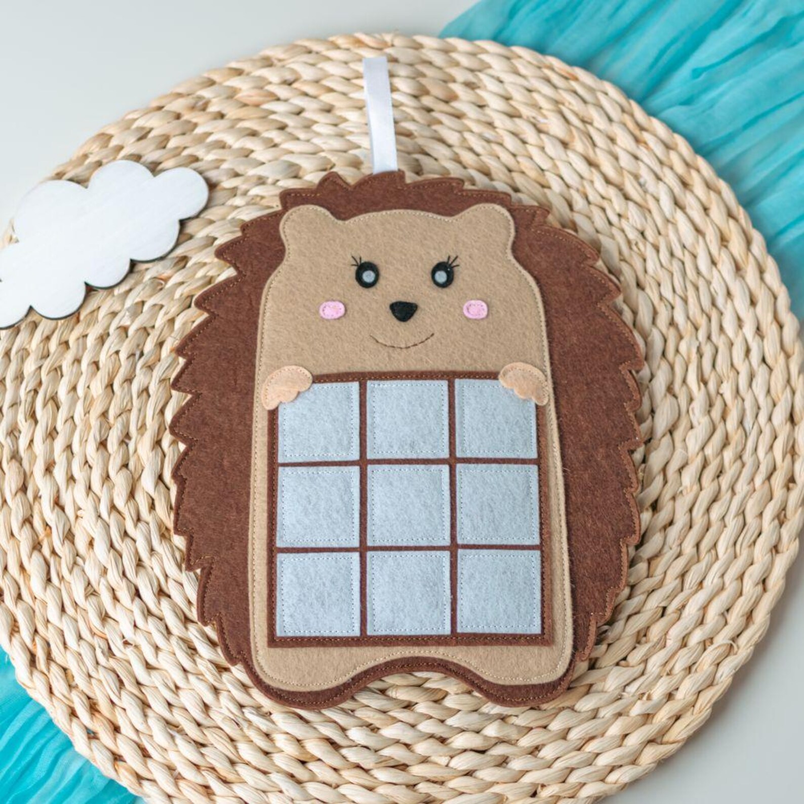 Tic Tac Toe Felt Game – Hedgehog Design | Montessori-inspired Travel ...