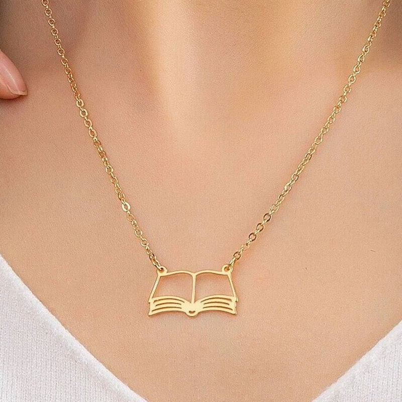 Book Page Necklace - Etsy
