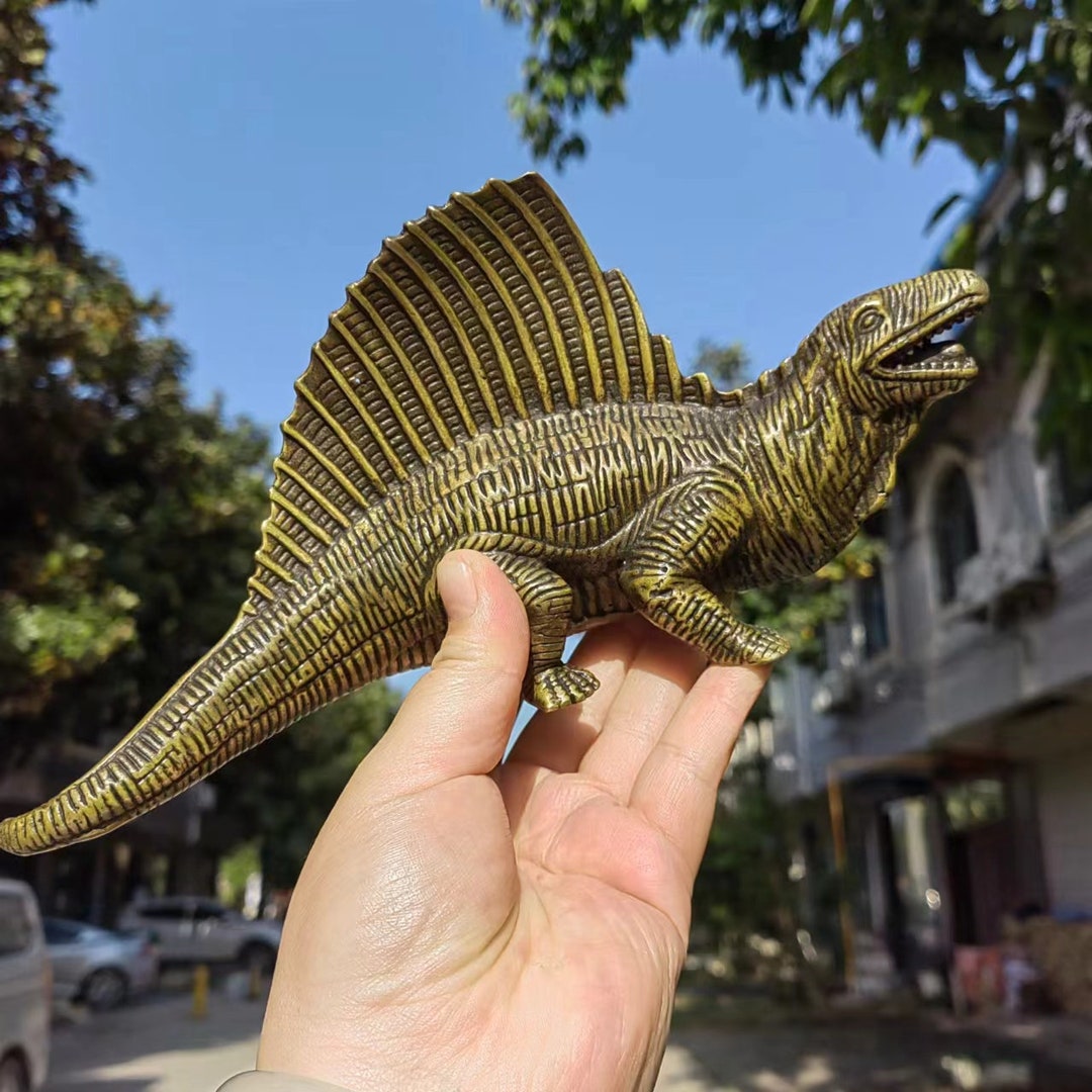 Copper Allosaurus Jurassic World Toy Cretaceous Attack Allosaurus ...