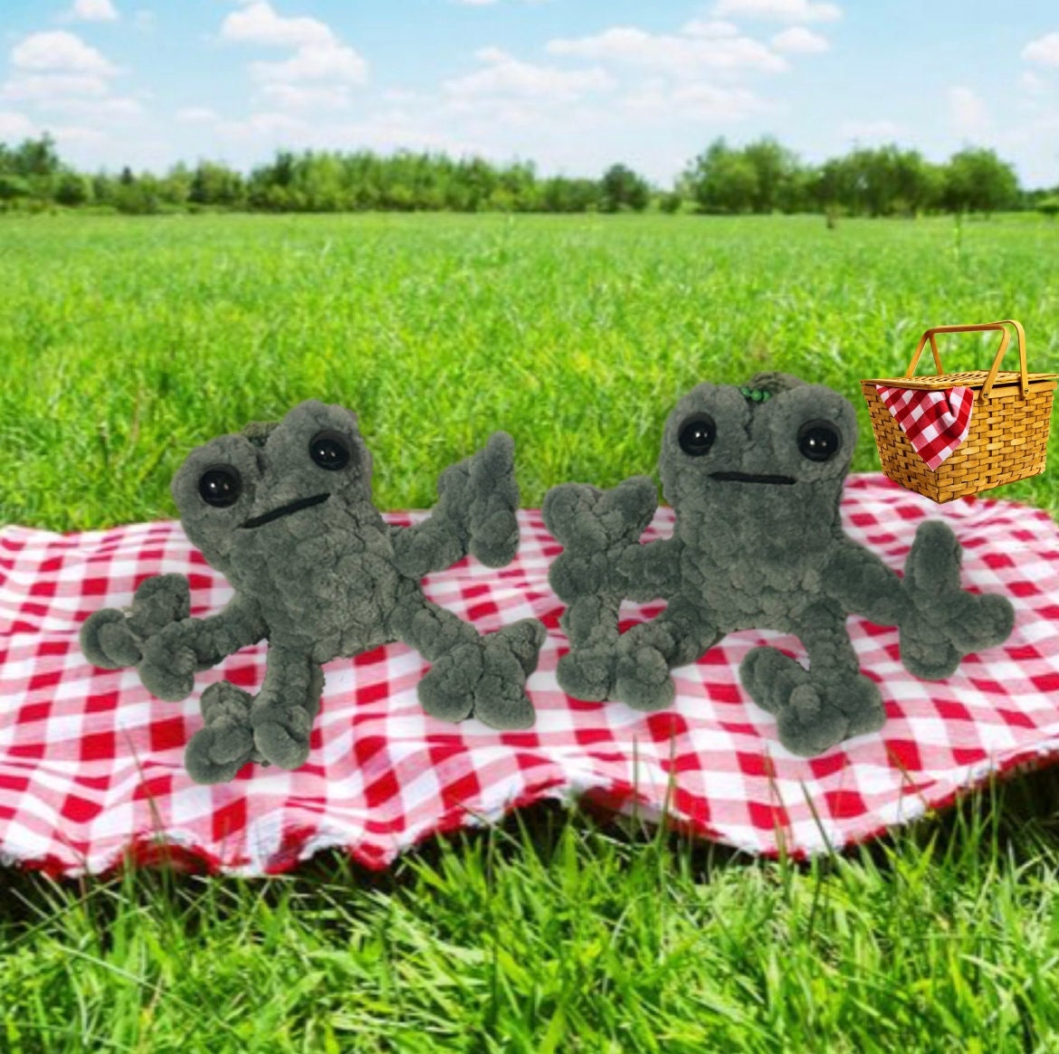 Silly Little Frog Crochet Amigurumi Handmade Plush Keychain Bag Clips ...