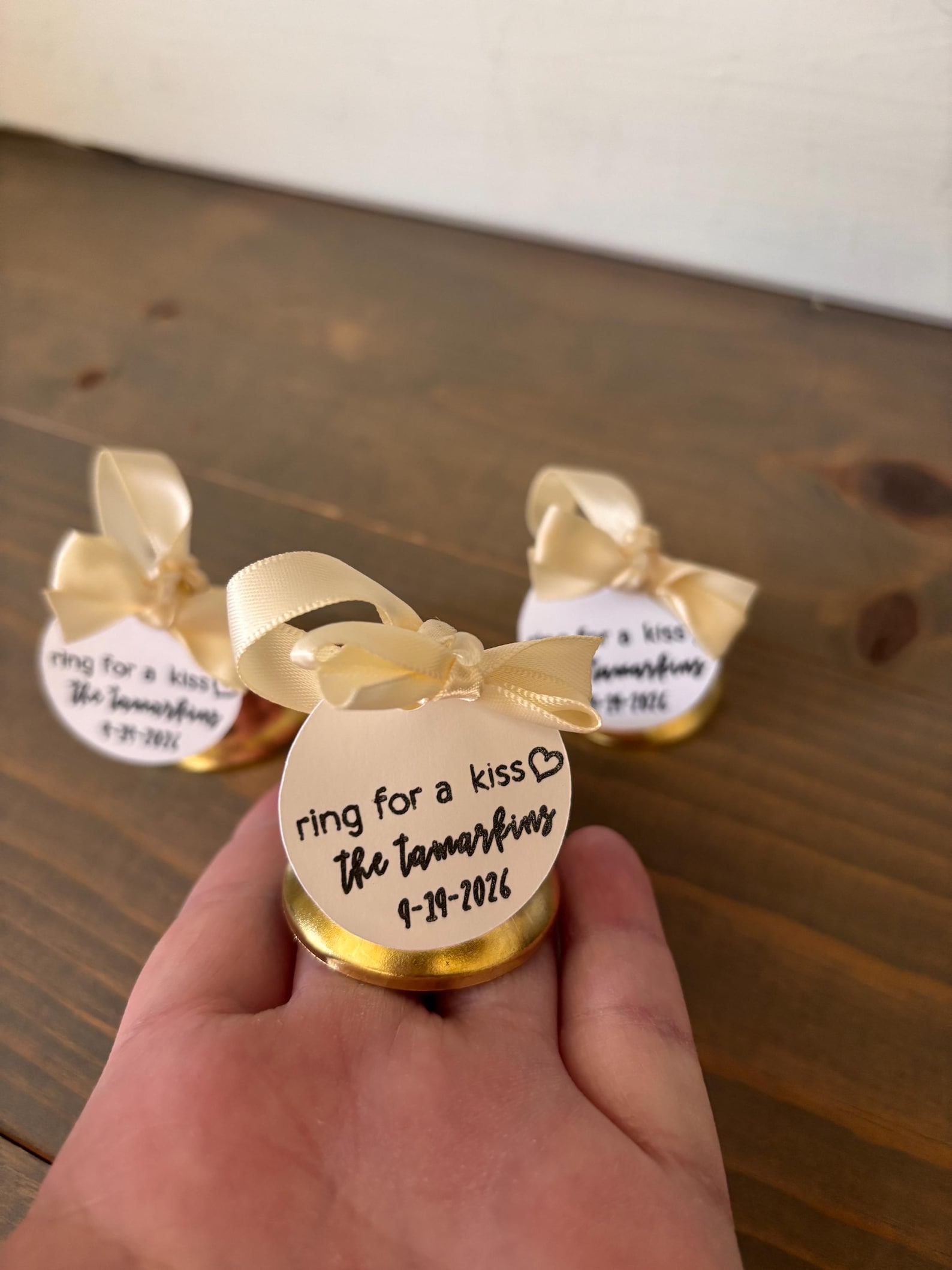50 Gold Wedding Bells With Tagse - Ring the Bell to Wish Them Well ...