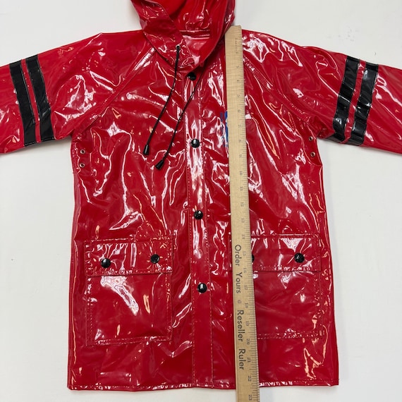 90s Kids Vintage Red NBA Chicago Bulls Hooded Rain Lo… - Gem