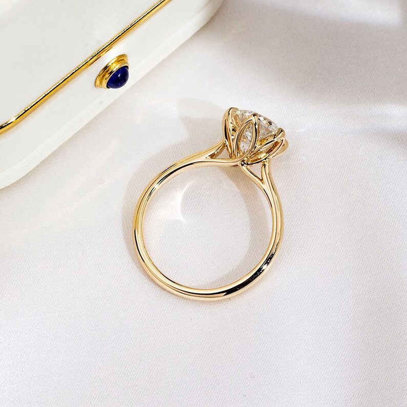 Lab Grown Diamond Solitaire Ring: Round Cut Cathedral Setting - Etsy