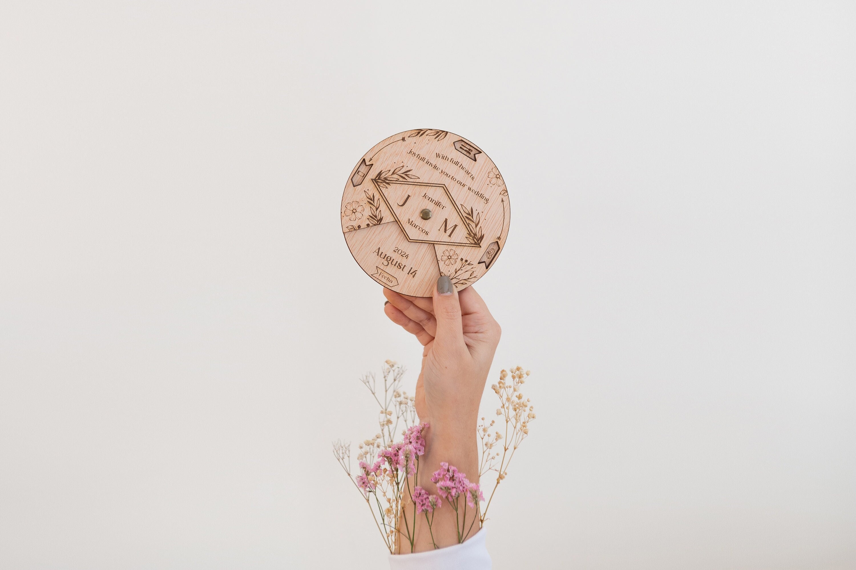 Wooden Rotating Invitation Tigrilla Model Customizable - Etsy UK