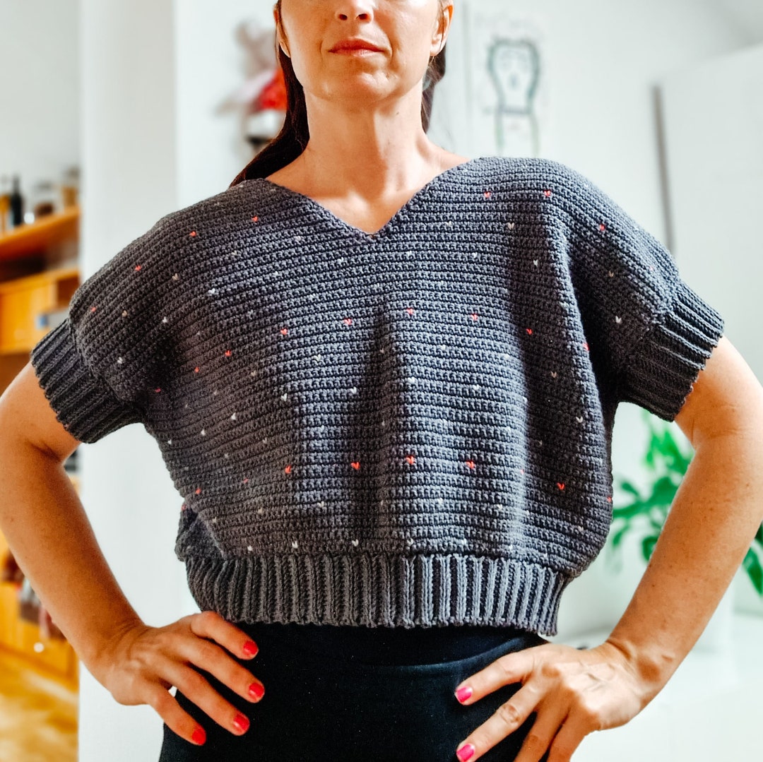 Tiny Hearts Crochet Top Pattern: V-neck DIY Fashion (PDF Download) - Etsy