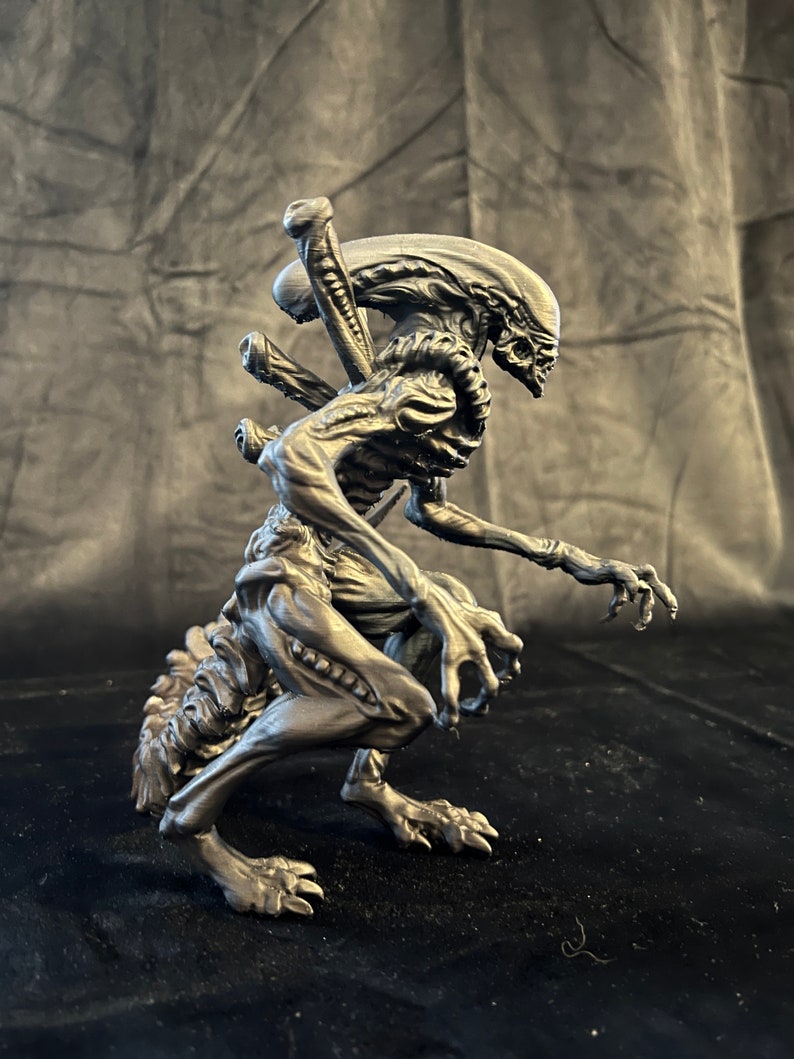 Xenomorph Figurine Alien - Etsy