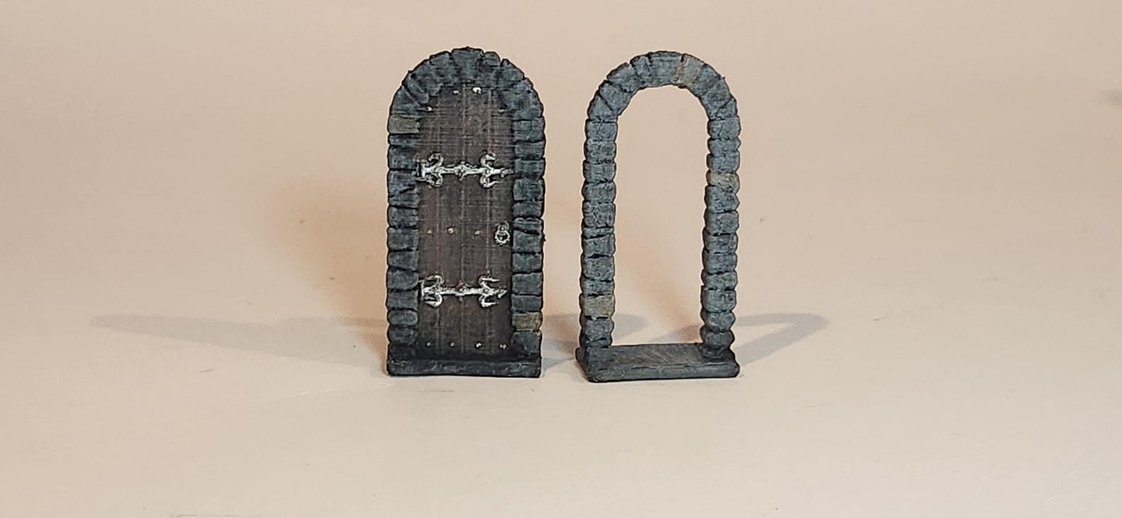 3D Printed and Painted Heroquest Style Doors for D&D, Pathfinder ...