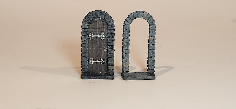 3D Printed and Painted Heroquest Style Doors for D&D, Pathfinder ...
