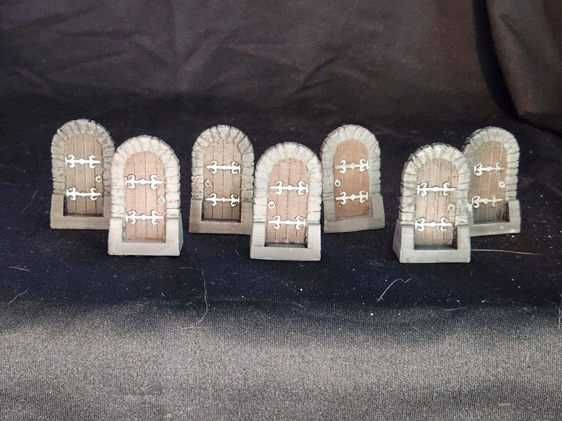 3D Printed and Painted Heroquest Style Doors for D&D, Pathfinder ...