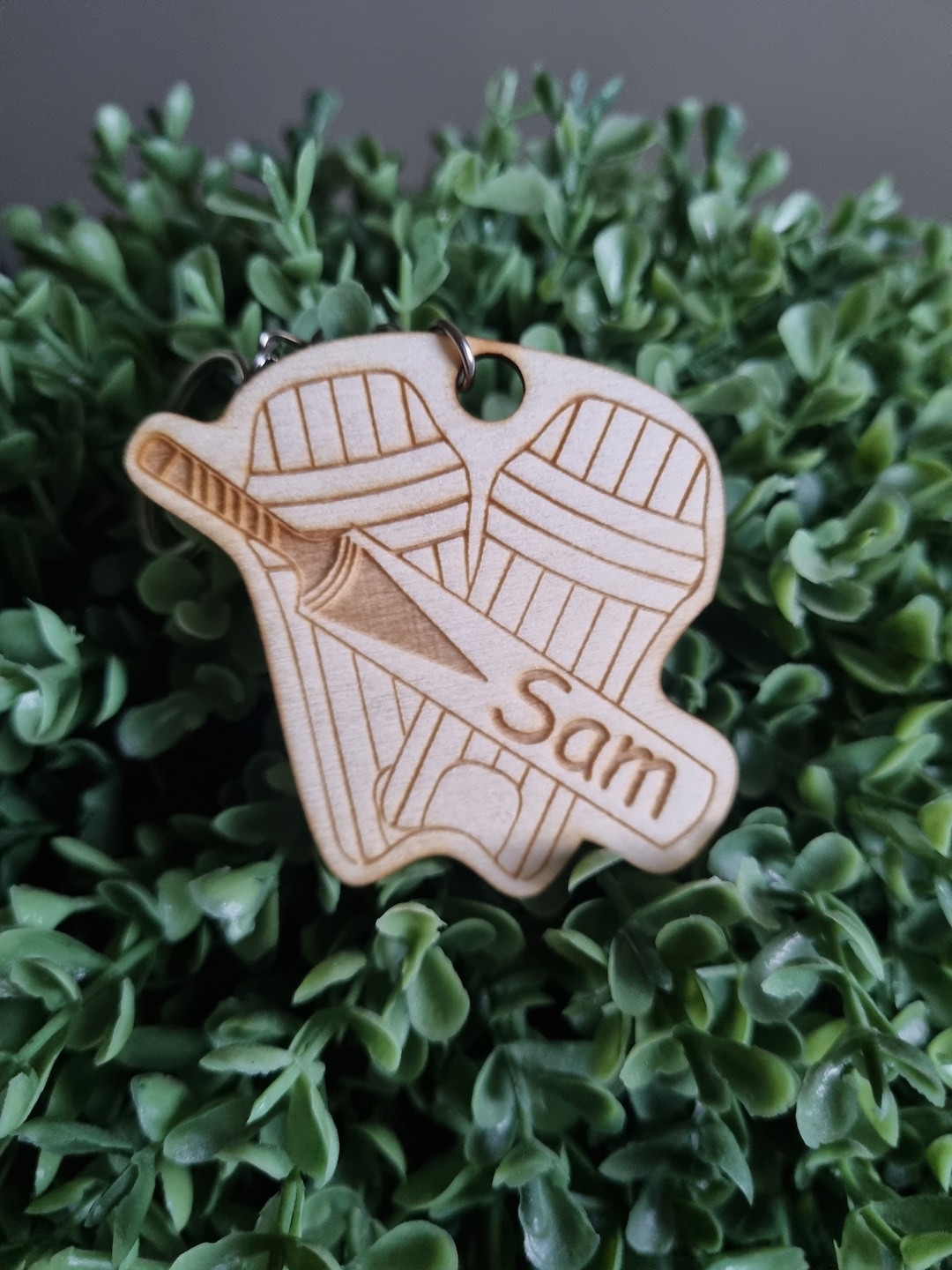 Personalised Cricket Pads, Keyring, Keychain, Cricket Lovers, Engraved ...