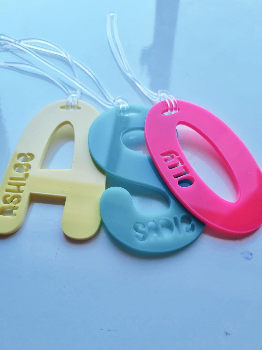 Personalised Letter Bag Tag for Kids, Acrylic Keyring, Custom Backpack ...