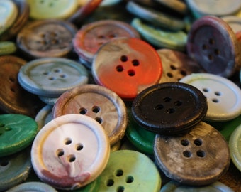Recycled Plastic Buttons 3/4 Inch and 1-inch Buttons 15 Each Total 30 ...