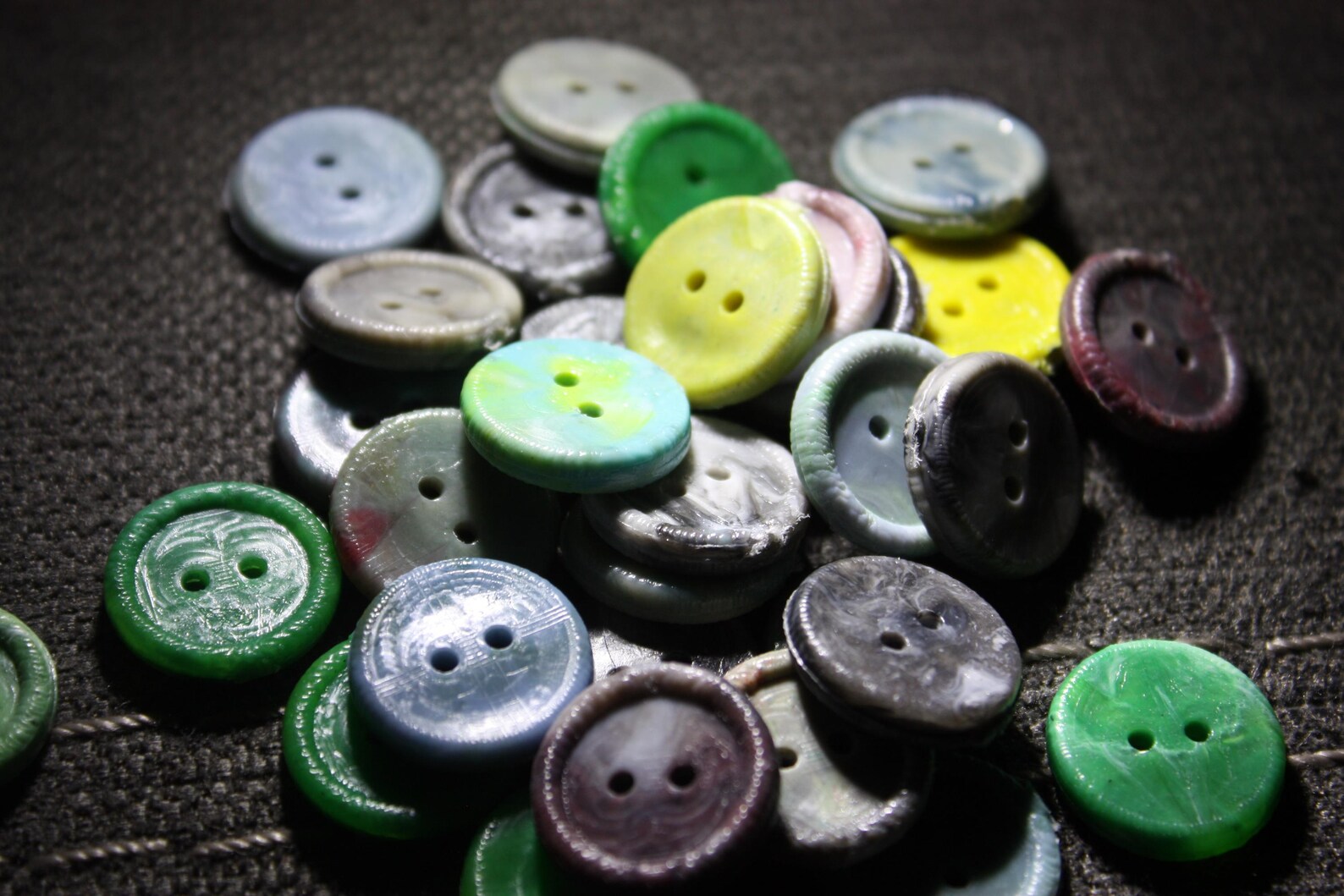 3/4-inch 22 Mm Recycled Plastic Buttons 30 Count Utah Made - Etsy