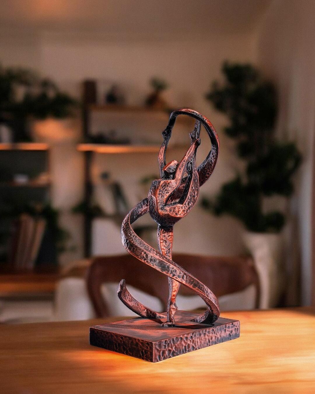 Modern Gymnastics Ribbon Statue – Abstract Gymnast Sculpture – Artistic ...