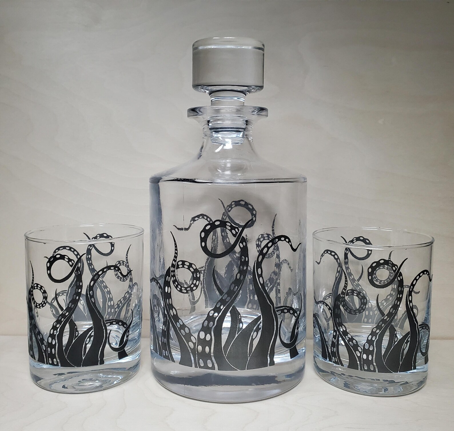 Octopus Glasses Decanter And/or Whiskey Glasses Set. Octopus Tentacles ...