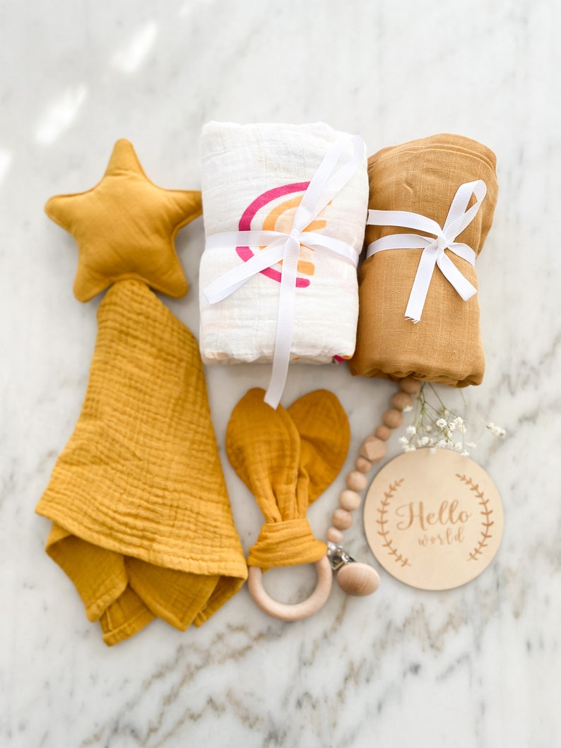 Baby Gift Set, 6 PCS Gift Set, New Born Baby Gift, Baby Shower Gift ...