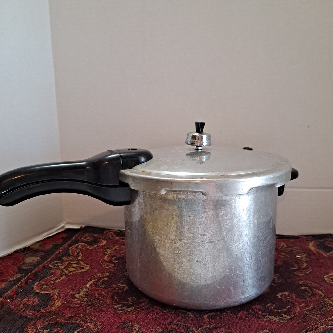 Vintage Presto Pressure Cooker Model 1264 - Etsy