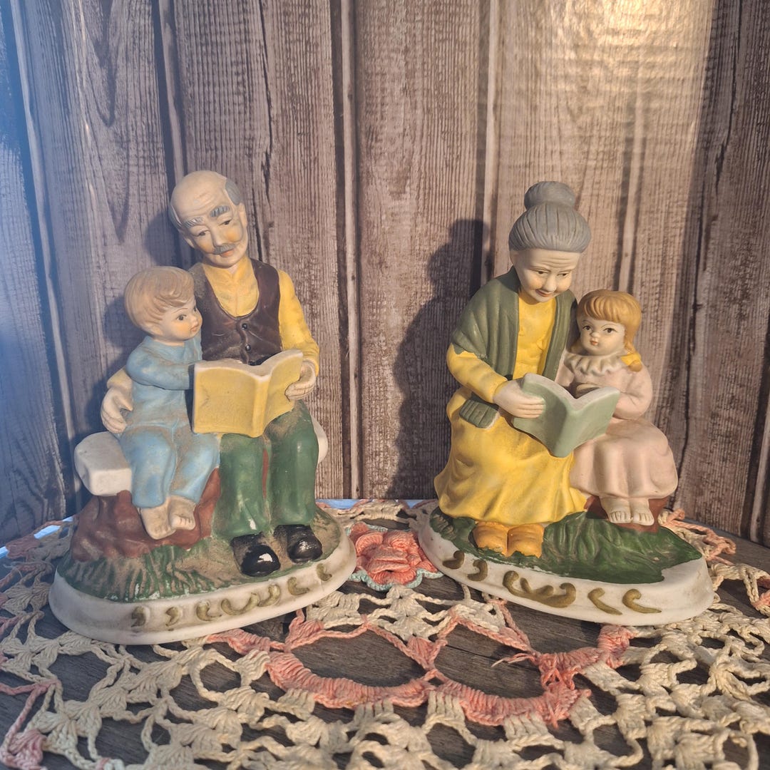 Vintage Pair of Porcelain Old Woman Old Man Grandkids Homeco Style ...