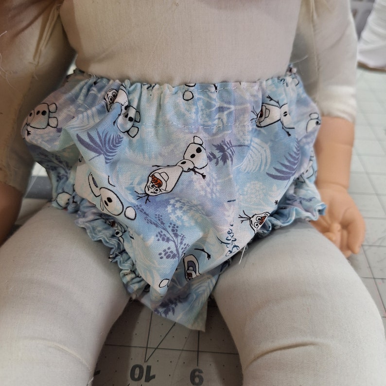 Hand Made Preemie/ NB Baby Diaper Covers Panties / Bloomers Frozen Olaf ...