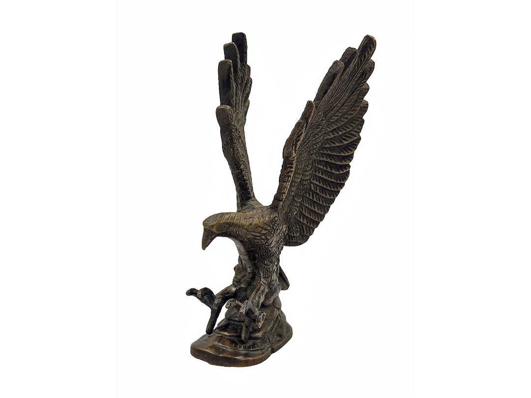 8 Inch Statue of Eagle Bird Statue Sand Casting - Etsy