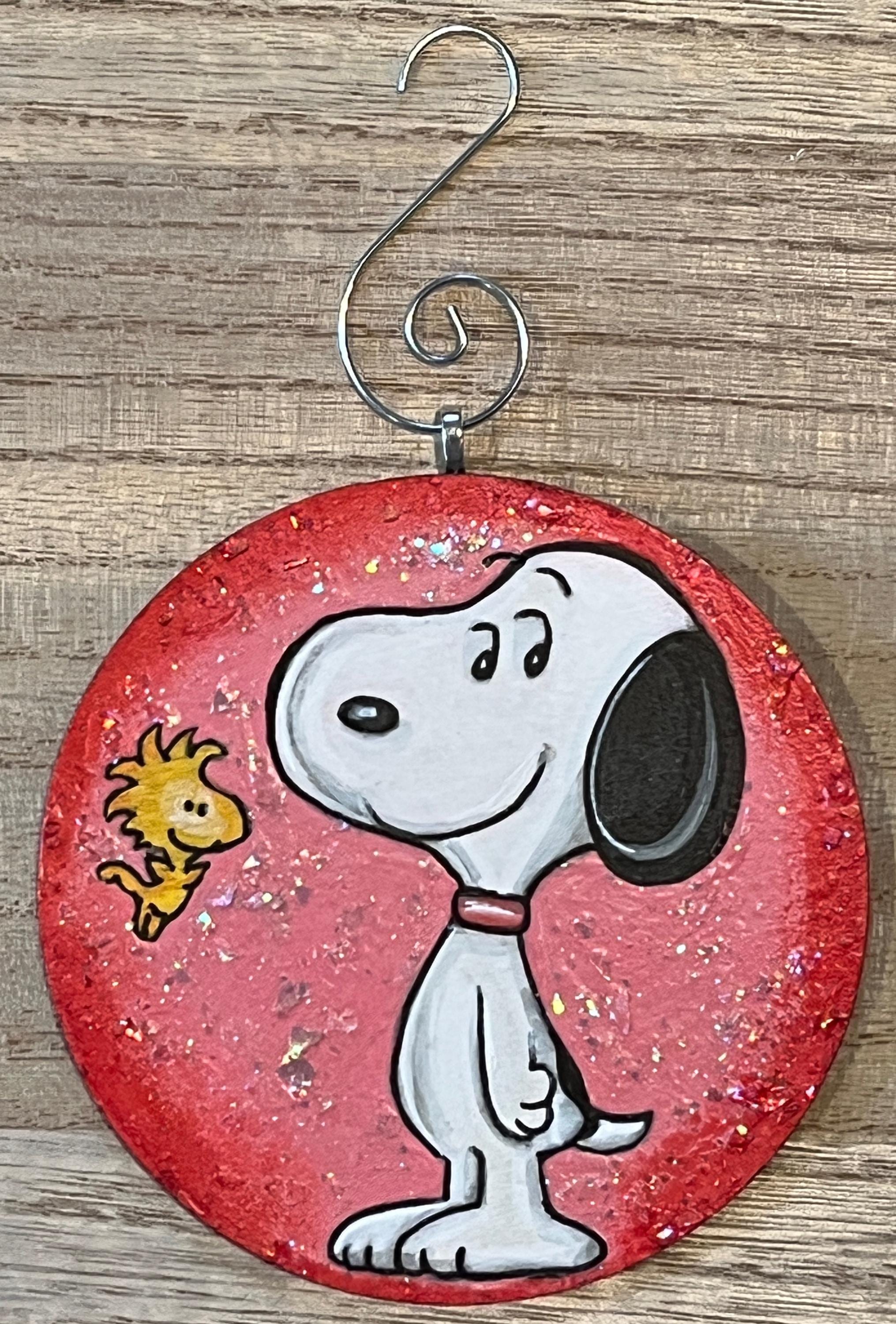 Charlie, Snoopy, Linus, Pig-pen, Lucy, Peppermint Patty, Sally ...