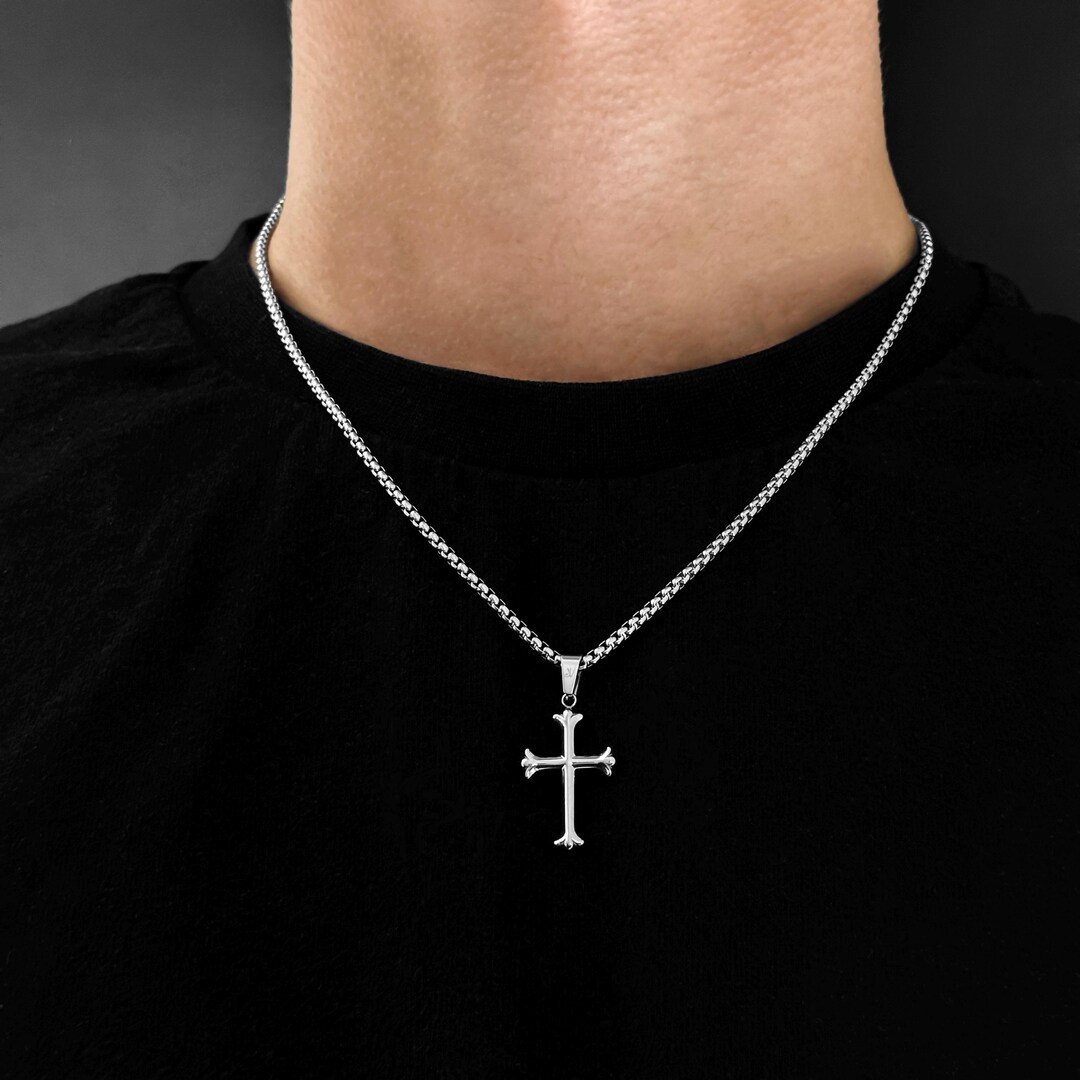 Cross Chain Silver | 2.5mm Box Necklace | Crucifix Pendant | Silver ...