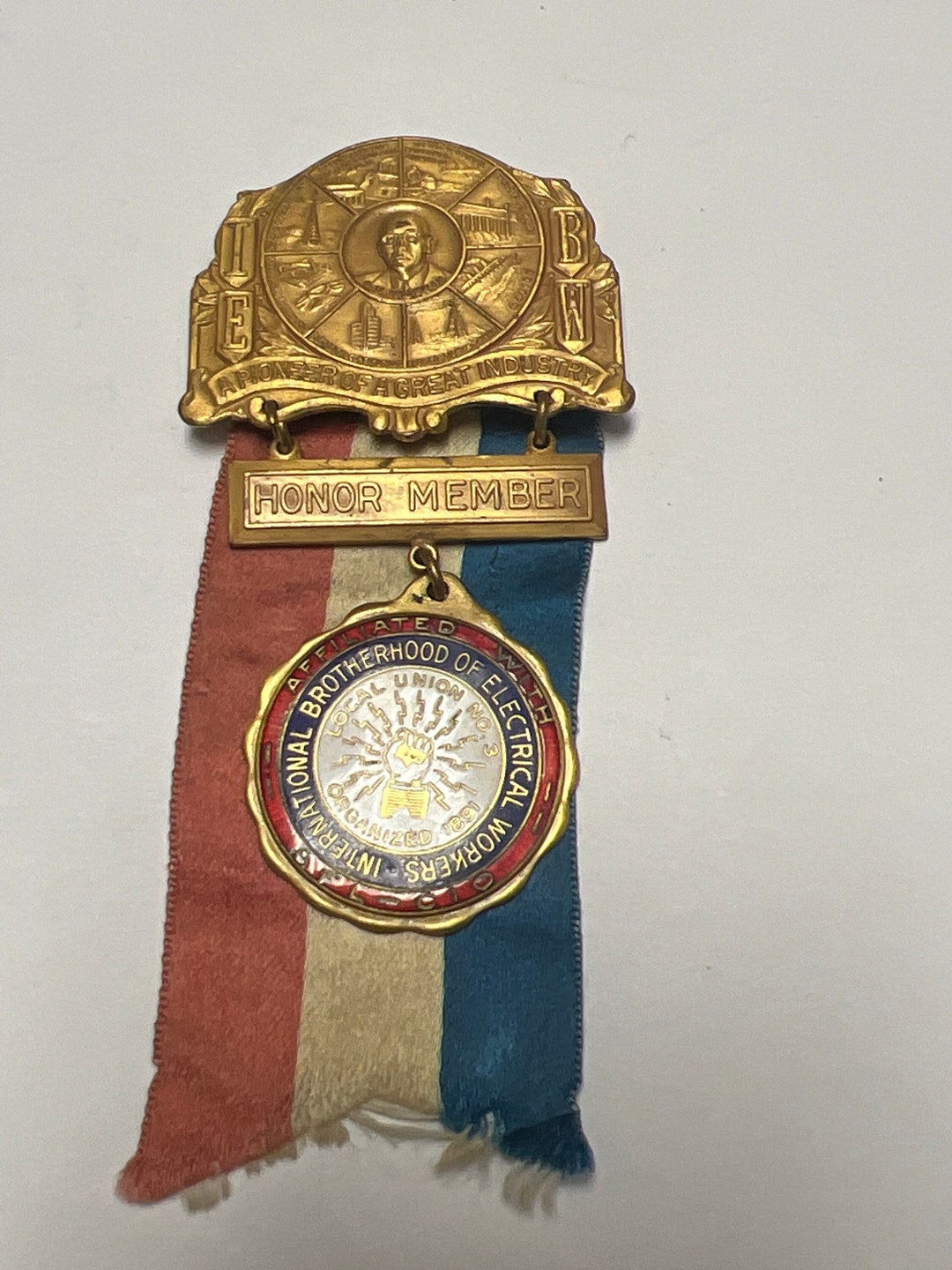 General Freeman Pioneer of A Great Industry Local Union Number 3 Medal ...