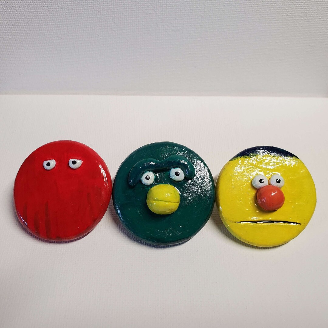 Don't Hug Me I'm Scared | Clay Pin - Etsy