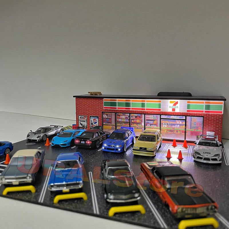 7 Eleven Diorama - Etsy