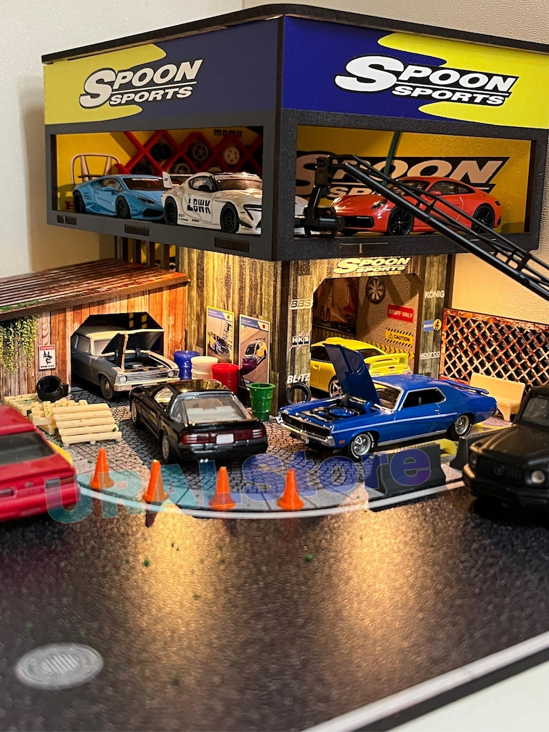 Spoon Diorama Garage Display and Parking Lot - for 1/64 Scale Diecast ...