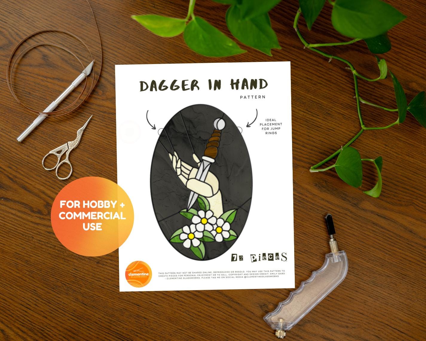 Dagger in Hand Stained Glass Pattern // DIGITAL DOWNLOAD - Etsy