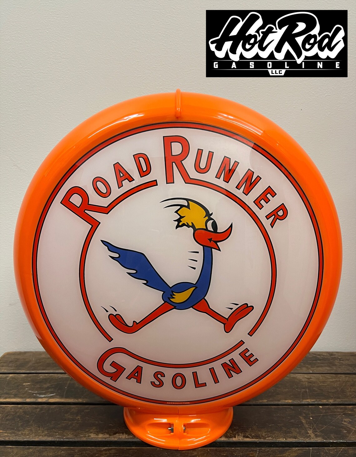 ROAD RUNNER GASOLINE Reproduction 13.5" Gas Pump Globe - (orange Body ...