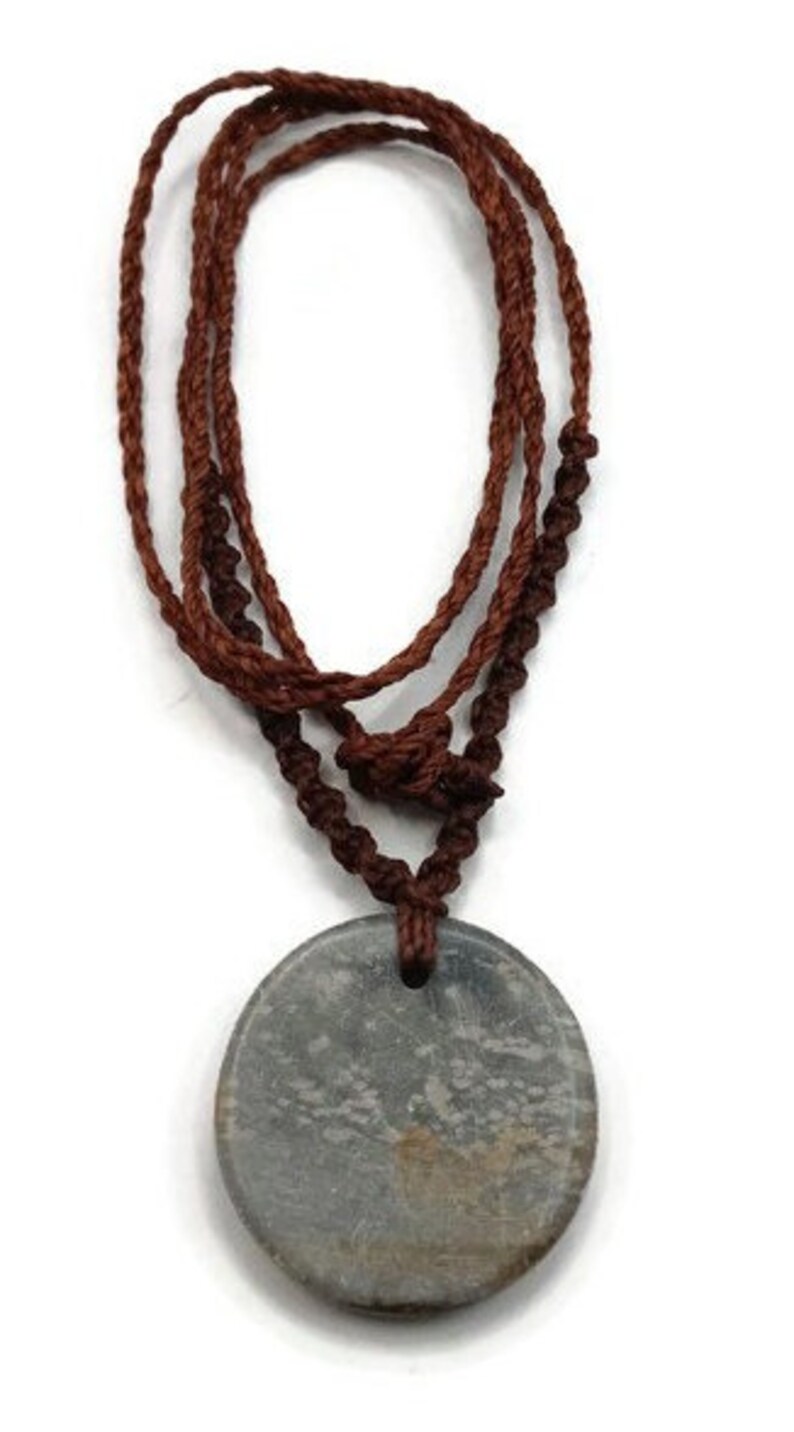 Unisex Necklace Woven in Macrame Thread Natural Stone Spider Nazca ...