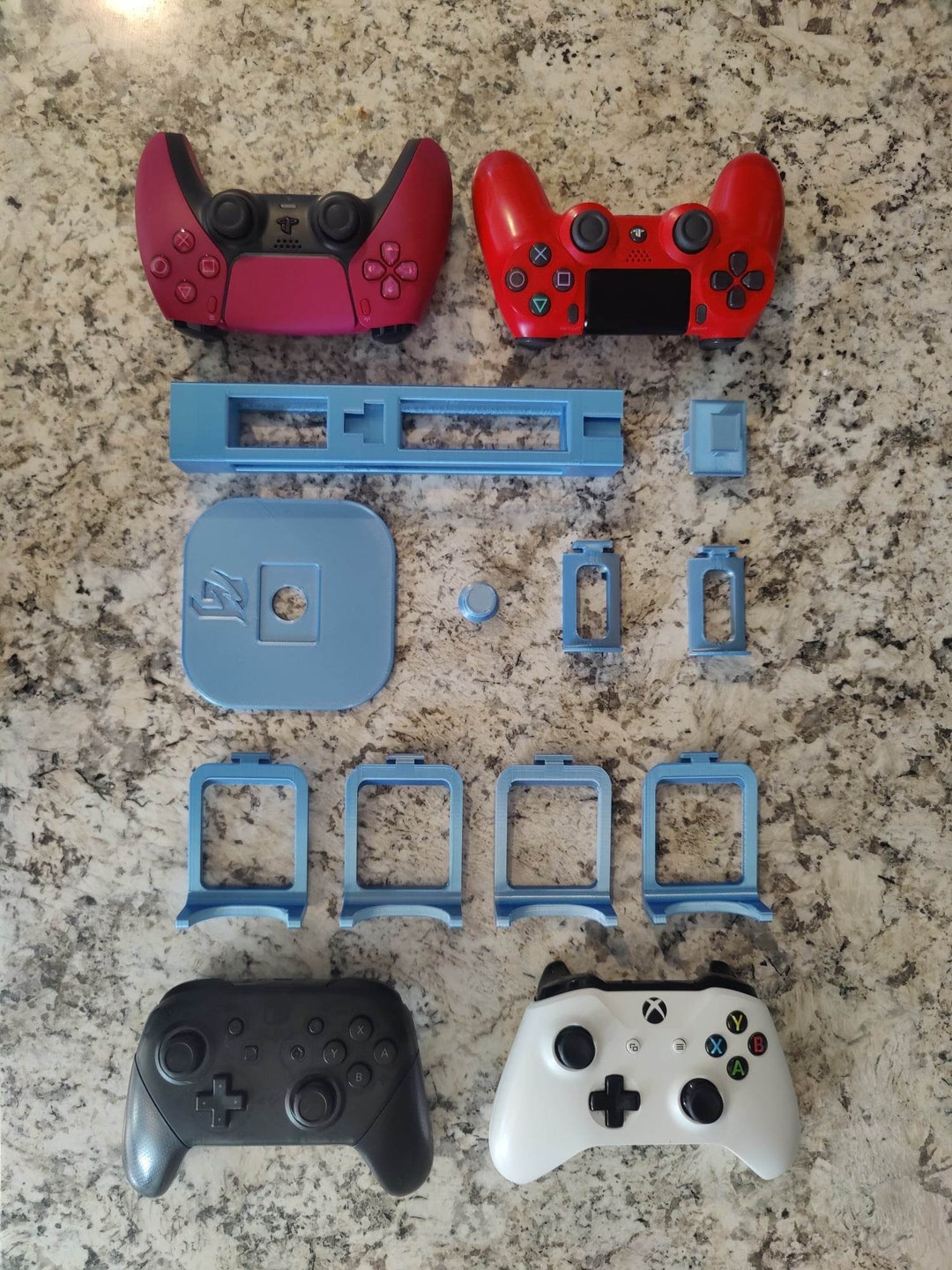 Universal Controller & Headphone Tower - Etsy