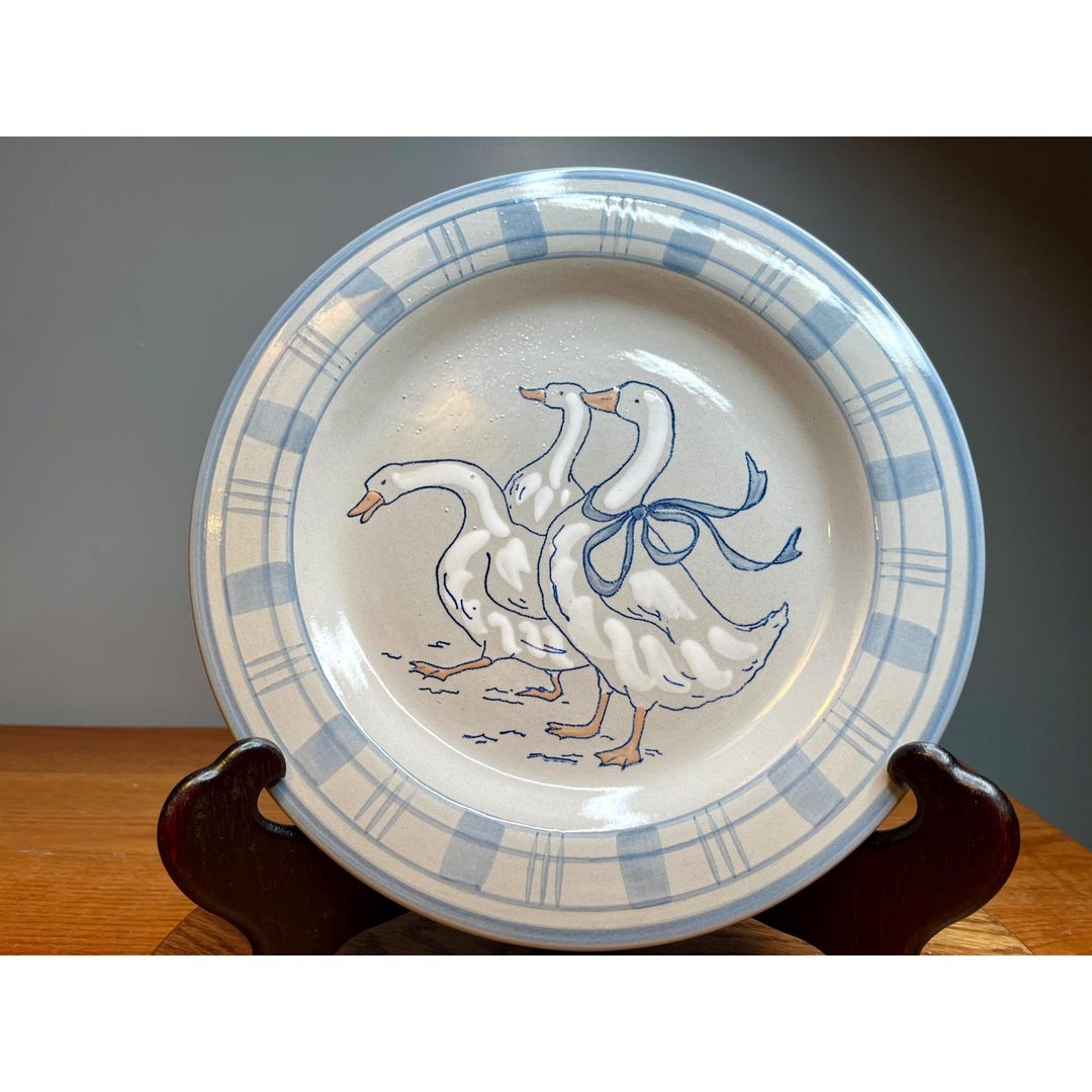 Louisville Stoneware Gaggle of Geese Plate / Louisville Stoneware ...