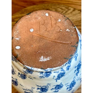 Vintage Stunning Blue and White Bybee Pottery Spongeware Primitive ...