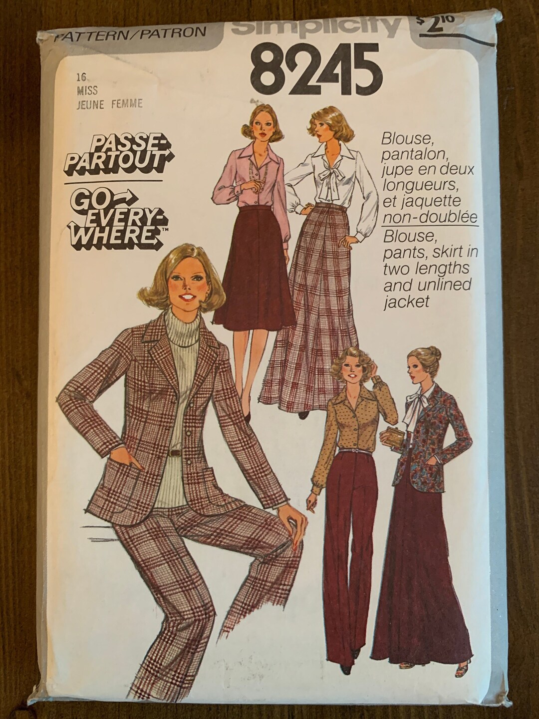 Vintage Simplicity 8245 Sewing Pattern - Factory Fold/uncut • UNUSED ...