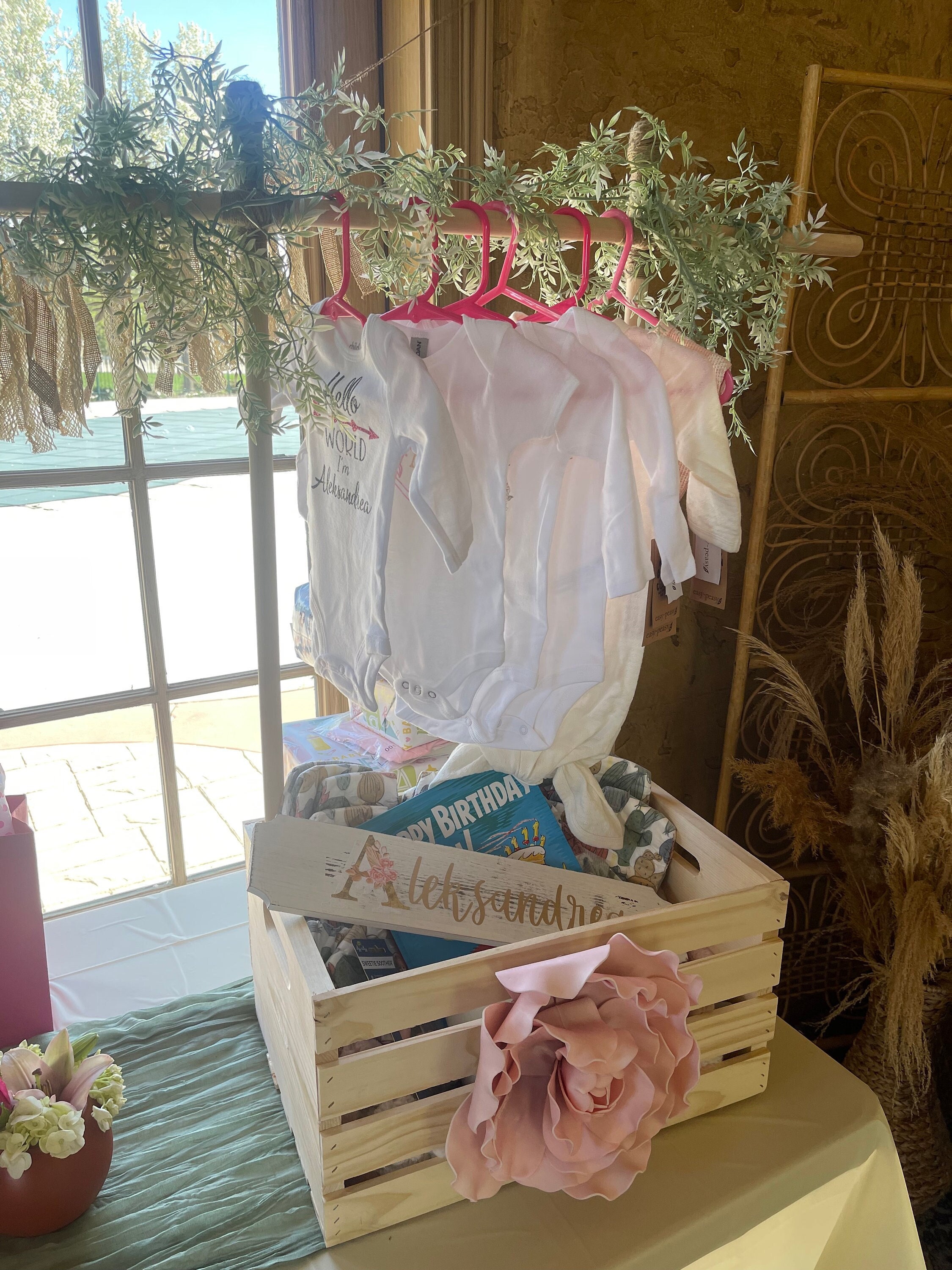 Custom Baby Closet Wooden Crate Gift - Etsy