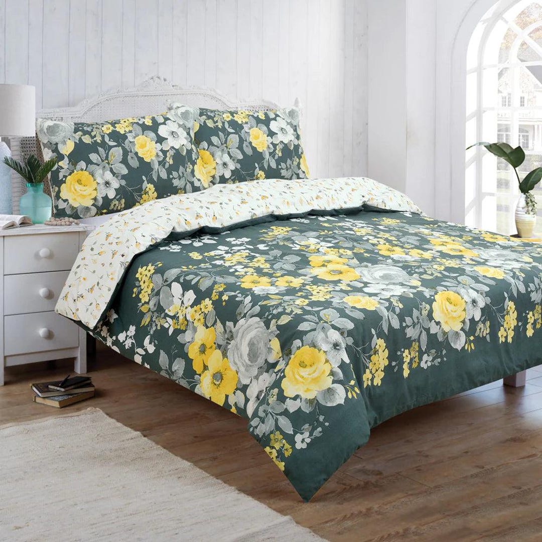 Vantona Home - Alma Floral Duvet Cover Set - Green Floral Bedding for ...