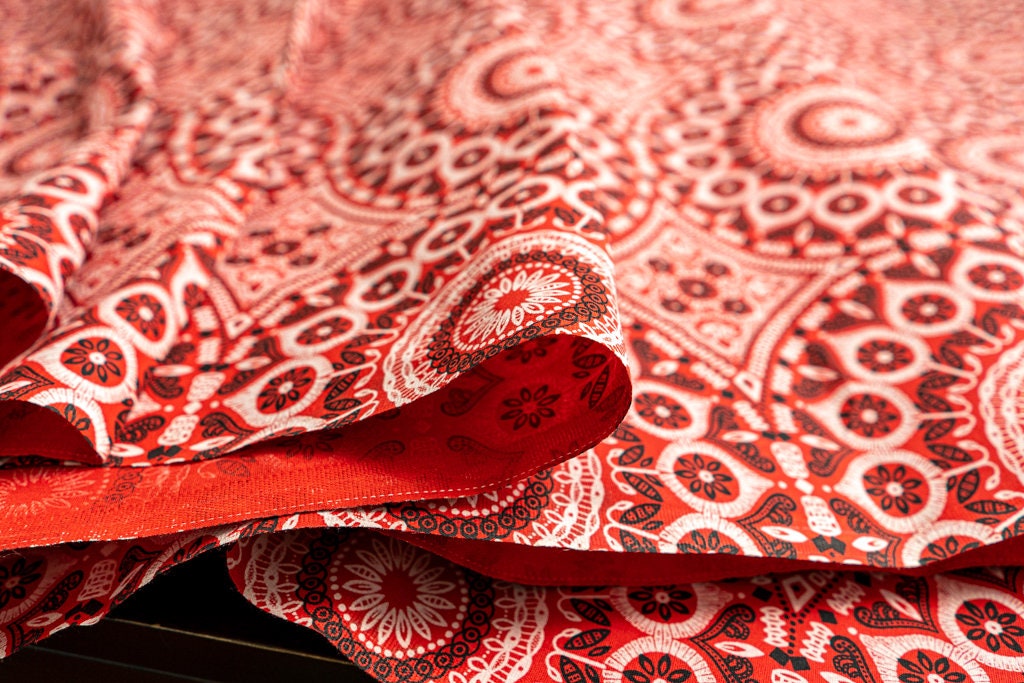 Red and White Fabric - Shweshwe - Etsy