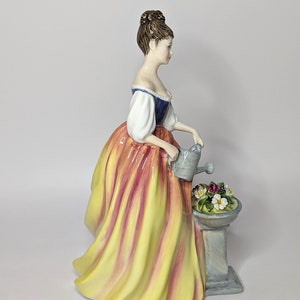 Royal Doulton Alexandra Porcelain Figurine HN 3286 - Etsy